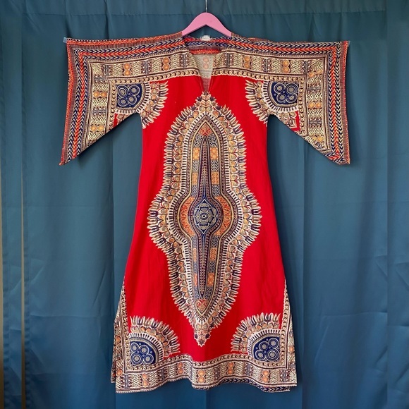 Vintage | Dresses | Vintage 7s Angelina Print Wizard Sleeve Maxi Kaftan ...